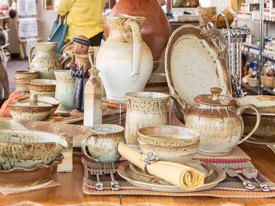Southwestern Tableware – Artisan Ceramic Serveware